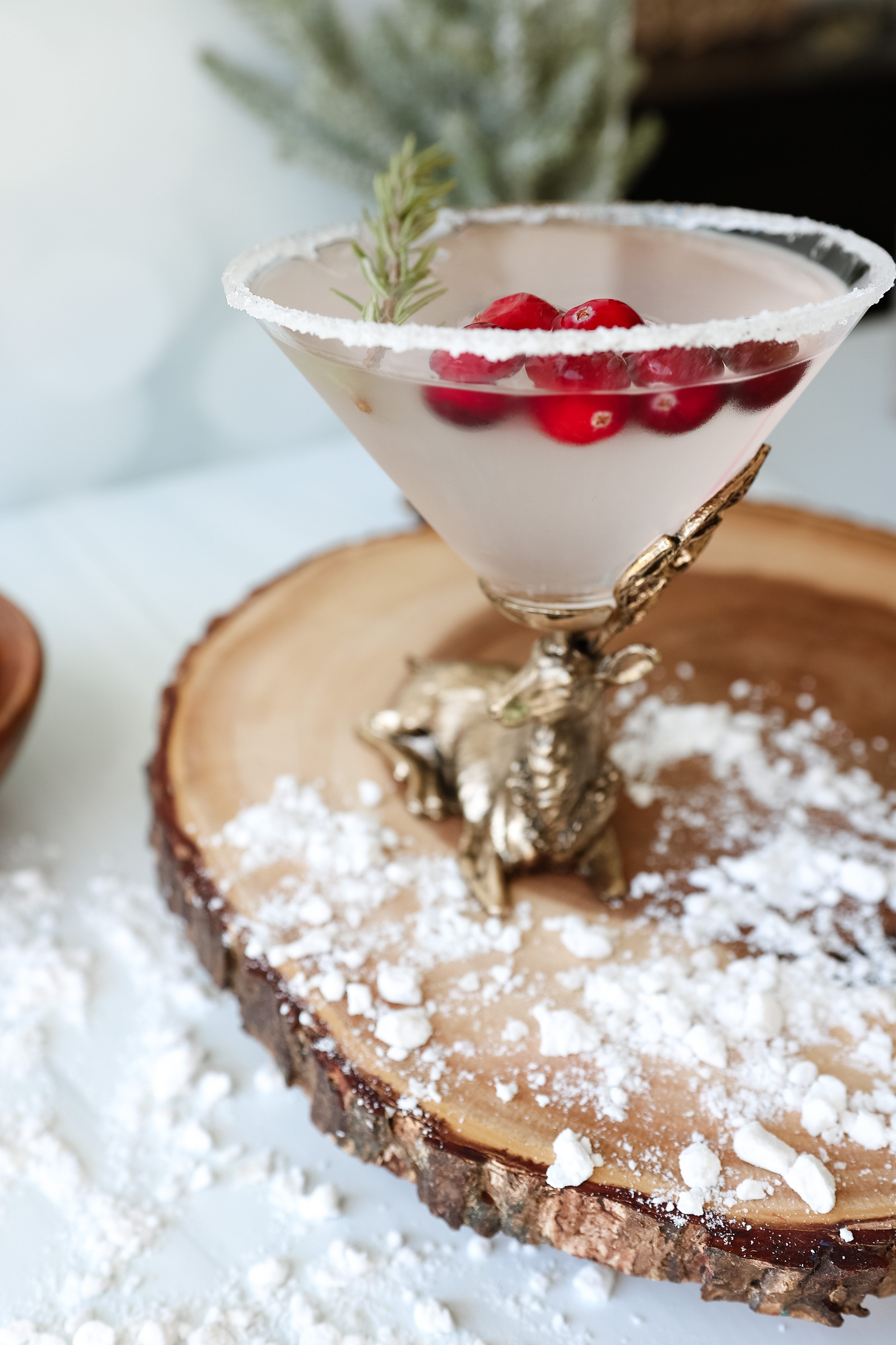 Winter White Cosmopolitan: Holiday Cocktail - CookWithCi