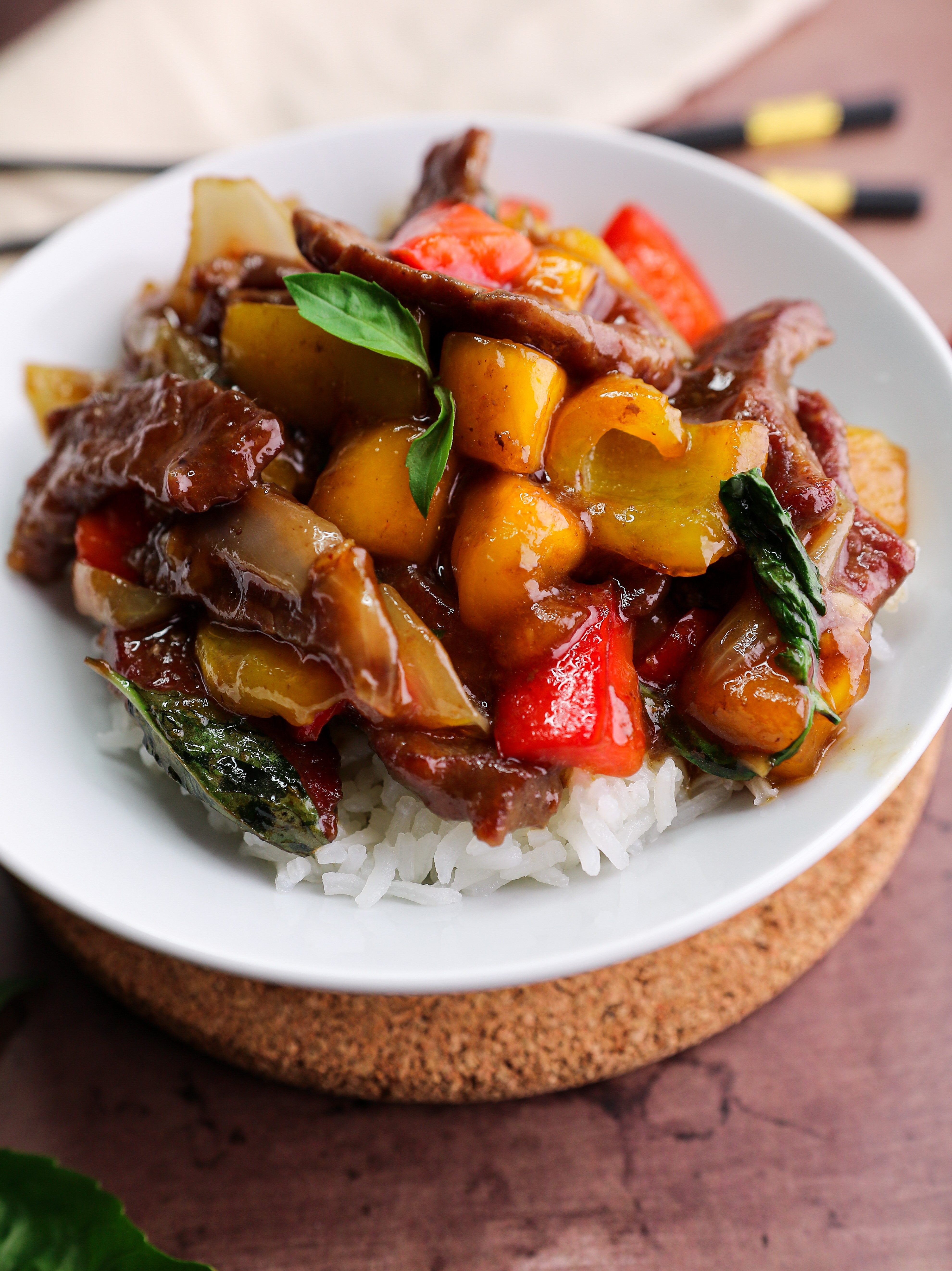 Crispy Mango Beef Stir Fry Bowls - CookWithCi